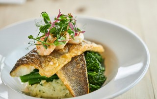 Maybush Inn – A beautiful waterfront pub at Waldringfield