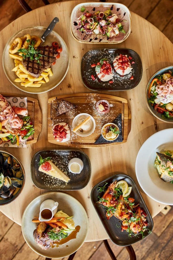 Gallery. – Maybush Inn