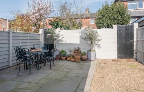 Deben Inns Ltd – Welcome Inn