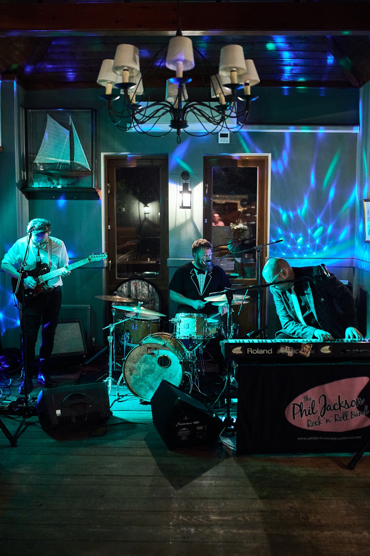 Deben Inns Ltd – Welcome Inn